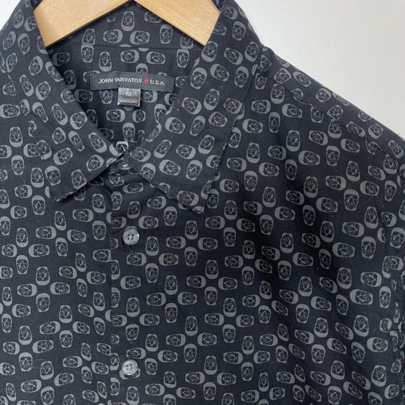 John Varvatos | Shirts | John Varvatos Monogram Skull Bottom Ups Shirt ...